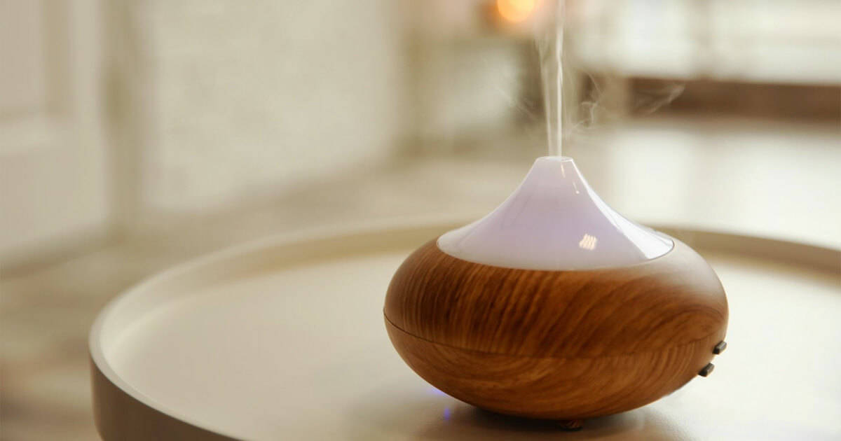 5 Best Smelling Essential Oils For Home - Best Home Aroma