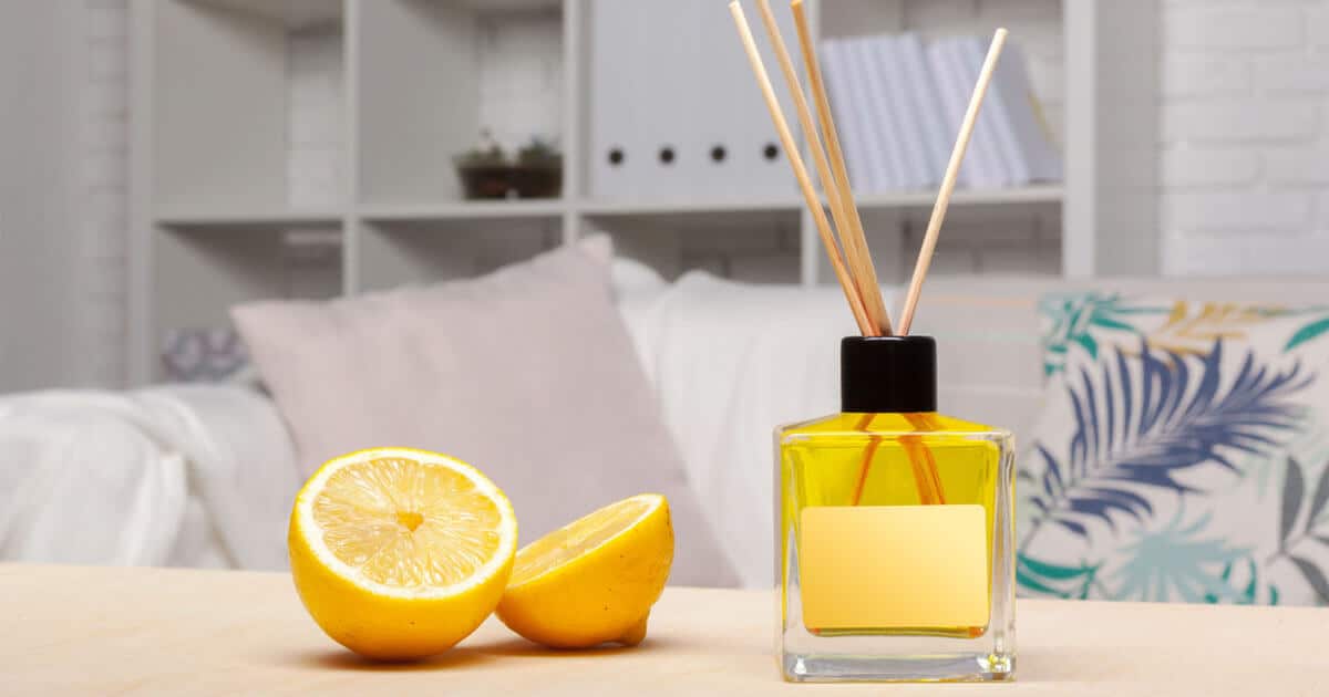 5 Best Lemon Essential Oils For Home - Best Home Aroma